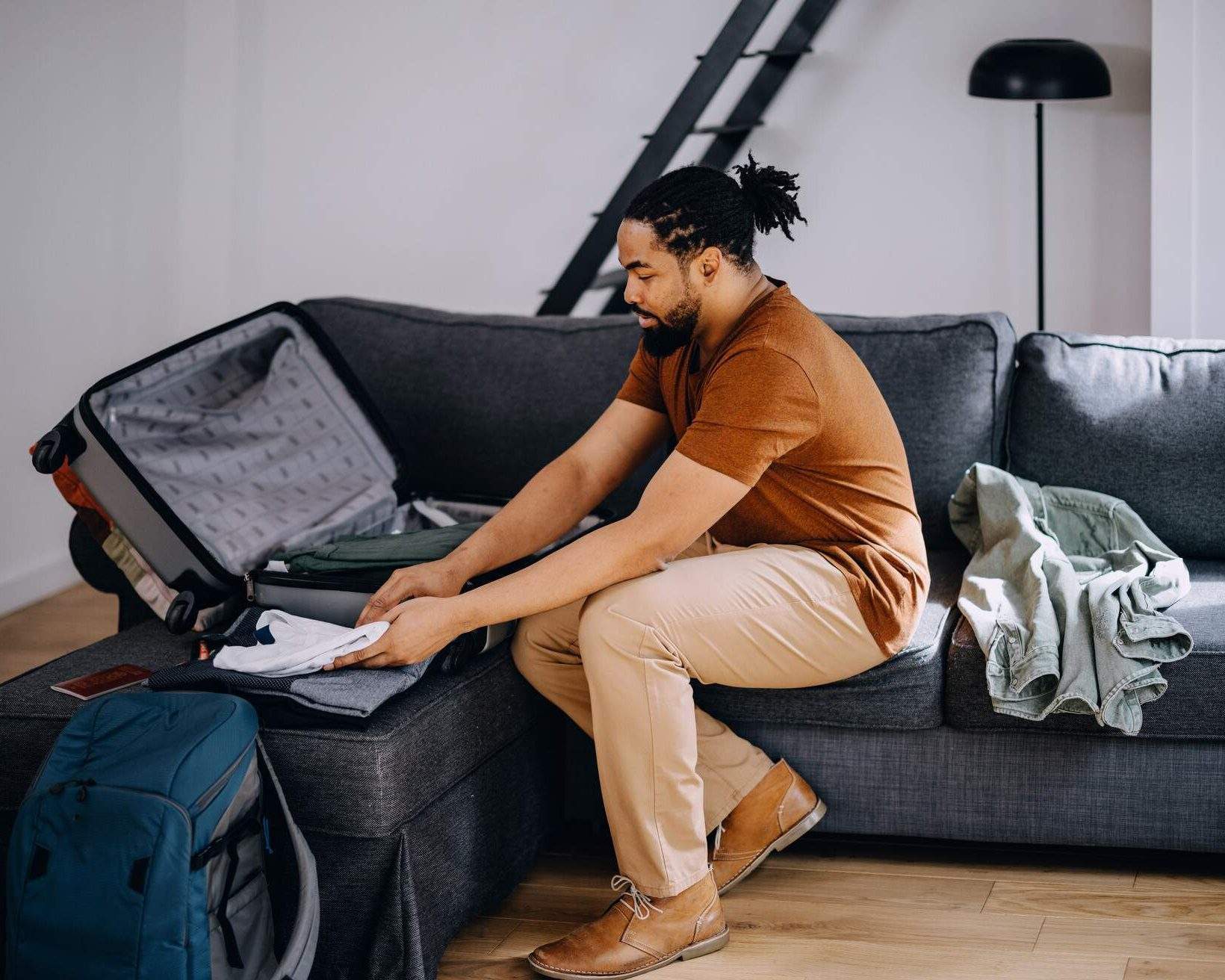 Lerne das Koffer-Packen mit Tipps von Profis | KAYAK