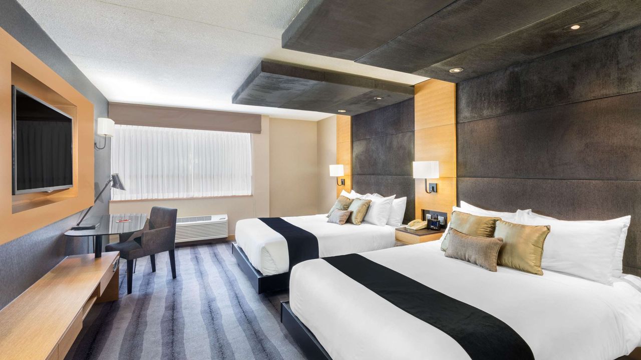 Ramada Plaza by Wyndham Prince George ab 62 €. Hotels in Prince George ...