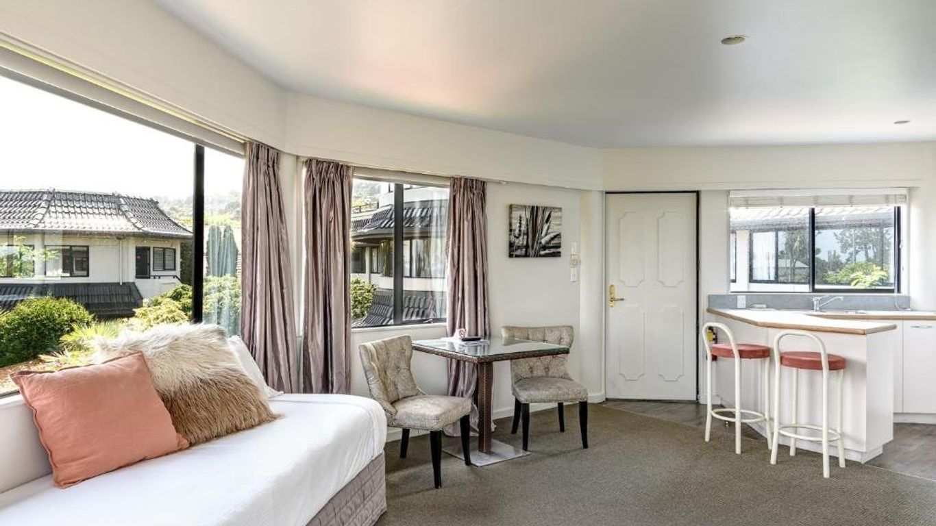 The Beachcomber Hotel ab 55 €. Hotels in Nelson - KAYAK